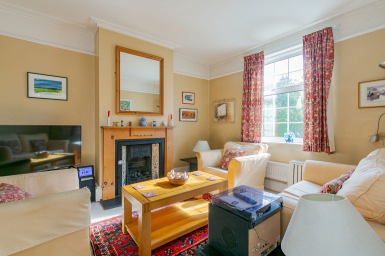 Stoke Fields, Guildford, GU1 – Chantries & Pewleys